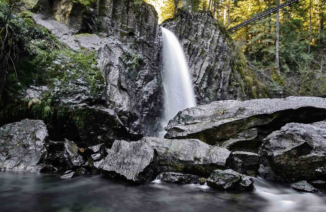 27 Incredible Waterfall Hikes on the West Coast, USA