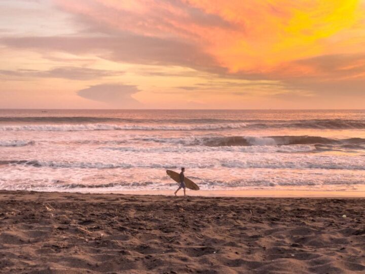 Your Guide to El Paredon—Guatemala's Surf Town