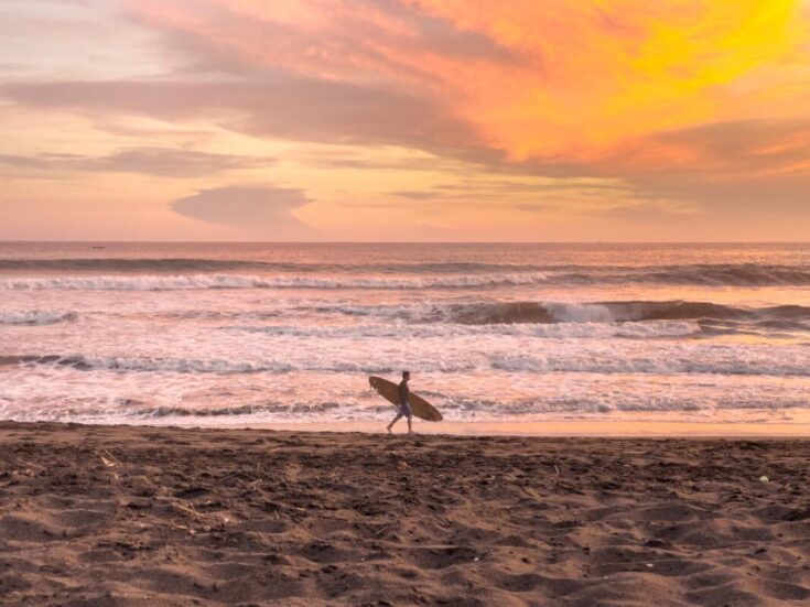 Your Guide to El Paredon—Guatemala's Surf Town