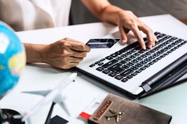 The Best Travel Cards (For Any Traveler) That Save and Earn You Money!